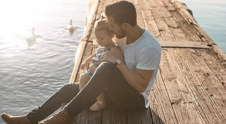 Tēt, tu vari būt prom, bet es tevi paturēšu savā sirdī mūžīgi